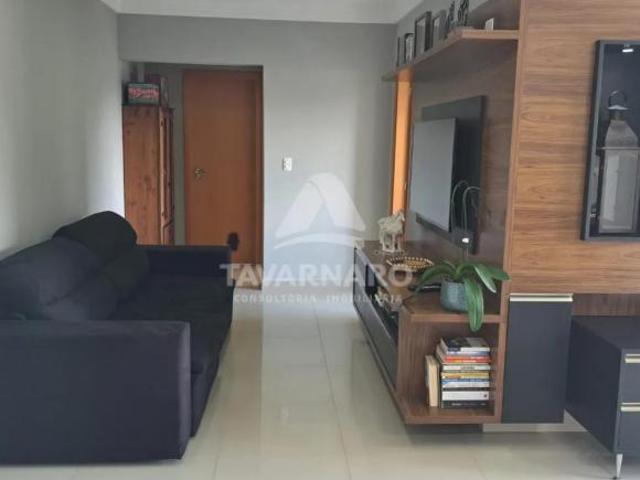 Excelente Apartamento semimobiliado com área Garden e Jacuzzi, no bairro Órfãs