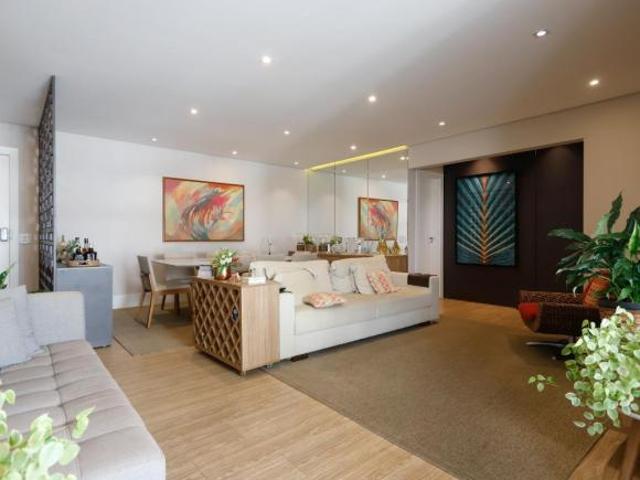 Imperdível apartamento para venda em Vila Anastácio com 3 quartos, sendo 3 suítes, 157m² douglast#