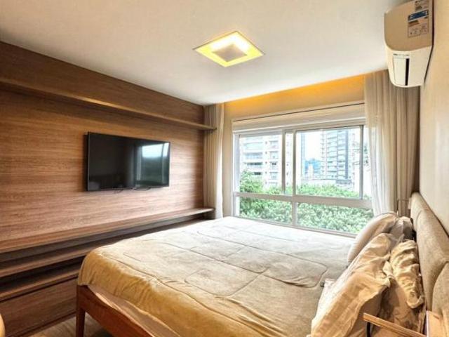 Excelente apartamento para venda em Vila Anastácio com 2 quartos, sendo 2 suítes, 134m² remaxmonar