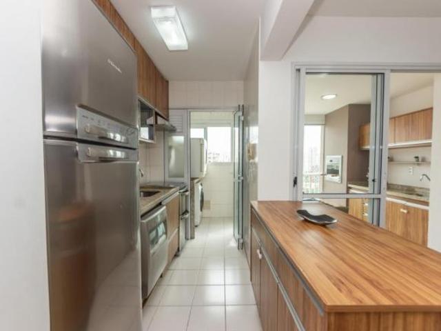 Excelente apartamento para venda em Vila Gumercindo com 2 quartos, sendo 1 suíte, 57m²