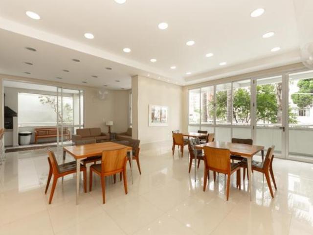 Excelente apartamento para venda em Vila Gumercindo com 3 quartos, sendo 1 suíte, 104m² felipearan