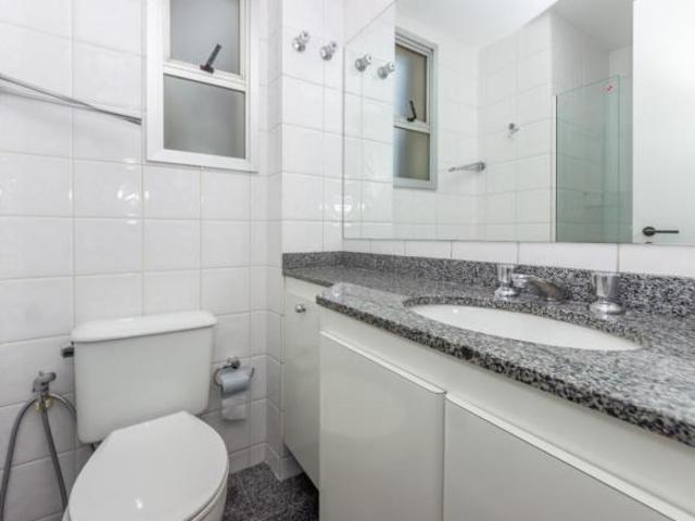 Elegante apartamento para venda em Vila Gumercindo com 3 quartos, sendo 1 suíte, 75m² maiaragarrut