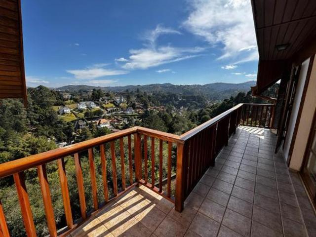 Excelente apartamento para venda em Vila Inglesa com 4 quartos, sendo 1 suíte, 176m²