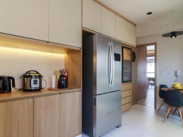 Agradável apartamento para venda em Brooklin Paulista com 3 quartos, sendo 3 suítes, 141m²
