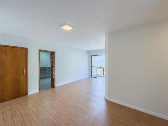 Deslumbrante apartamento para venda em Chácara Inglesa com 3 quartos, sendo 1 suíte, 98m²