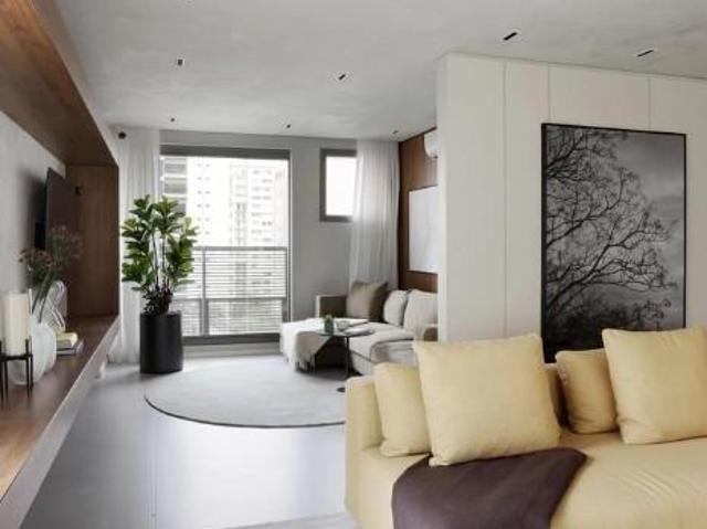 Confortável apartamento para venda em Itaim Bibi com 3 quartos, sendo 3 suítes, 142m² remaxfront#E
