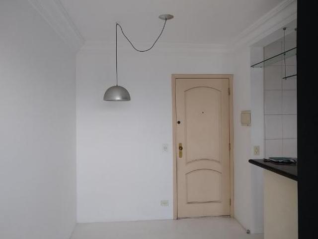 Confortável apartamento para venda em Jardim das Laranjeiras com 2 quartos, sendo 1 suíte, 65m² lu