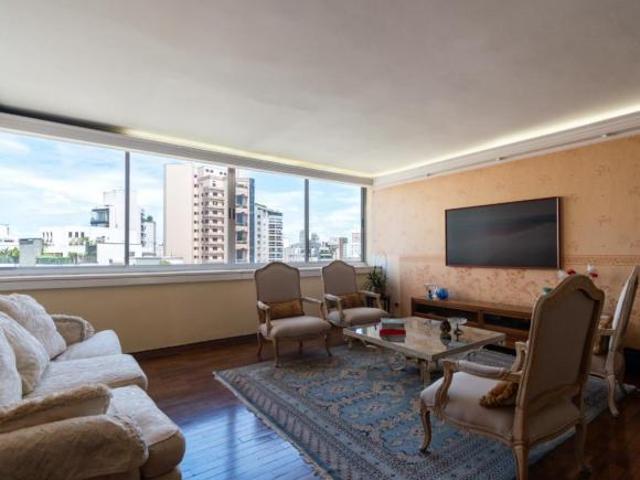 Sensacional apartamento para venda em Jardim Paulista com 3 quartos, sendo 1 suíte, 182m²