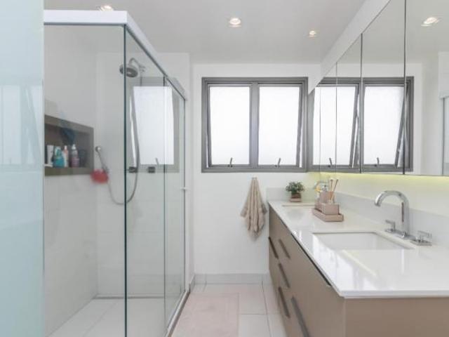 Confortável apartamento para venda em Jardim Prudência com 4 quartos, sendo 2 suítes, 150m² remaxa