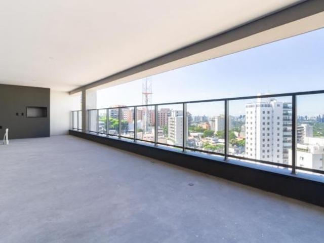 Confortável apartamento para venda em Lapa com 4 quartos, sendo 4 suítes, 232m²