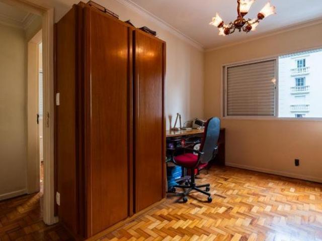 Deslumbrante apartamento para venda em Moema com 2 quartos, 73m²