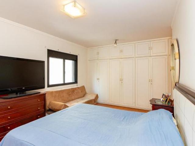 Confortável apartamento para venda em Moema com 4 quartos, sendo 4 suítes, 200m² remaxares#4X7BO