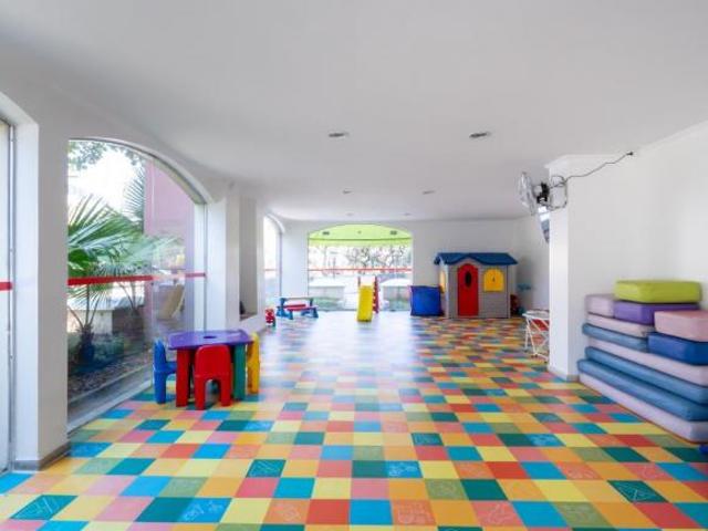 Aconchegante apartamento para venda em Morumbi com 3 quartos, sendo 3 suítes, 160m² renata zanetti