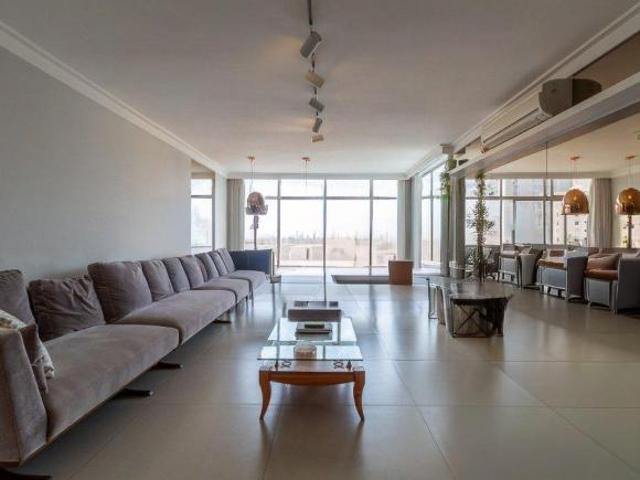 Funcional apartamento para venda em Perdizes com 3 quartos, sendo 1 suíte, 123m²