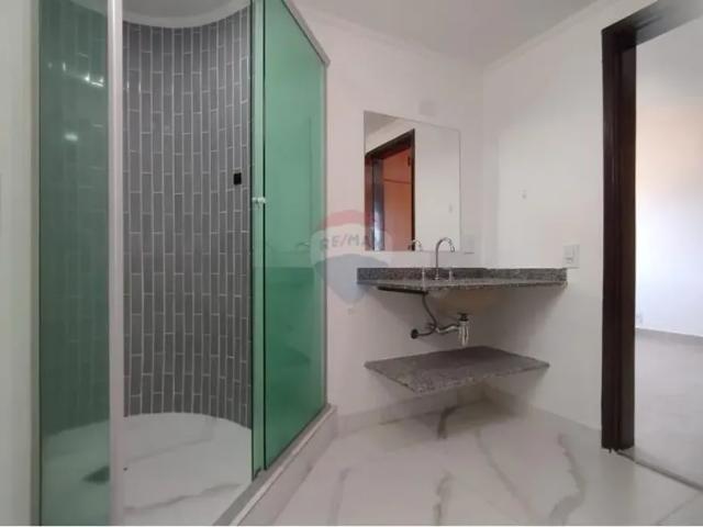 Excelente apartamento para locação 3 suítes, 2 vagas cobertas e lazer completo no centro de Vinhedo!