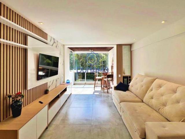 Excelente apartamento REFORMADO á venda na região da barra funda no Guarujá