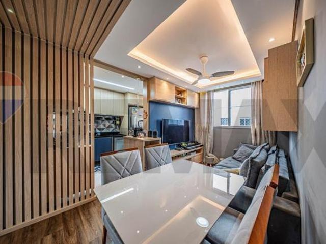 Excelente Apartamento Reformado 51m², 2 dormitórios, 1 suíte, 2 banheiros, 2 vagas Av. Raimundo