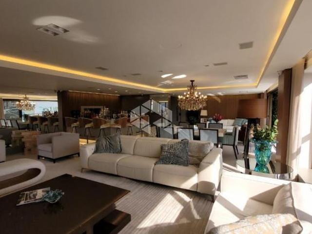 EXCELENTE APARTAMENTO, REGIÃO VALORIZADA!
