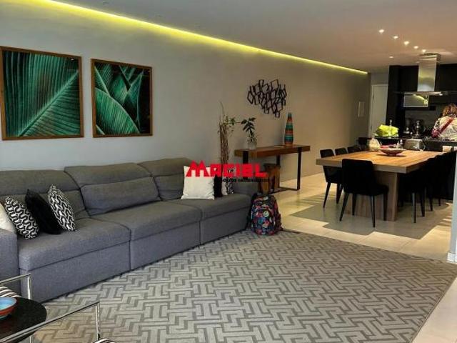 Excelente apartamento totalmente climatizado, na Riviera de São Lourenço, Bertioga, SP