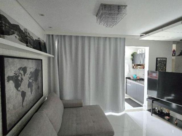 Excelente apartamento totalmente mobiliado no Royal Park disponível para venda!