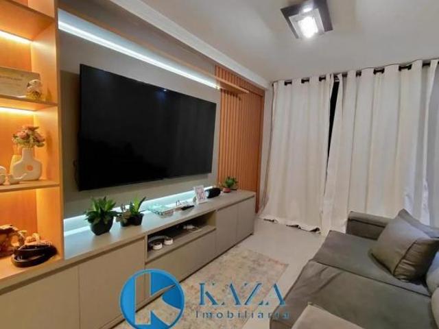 EXCELENTE APARTAMENTO TÉRREO NO CONDOMÍNIO PARQUE DOS SONHOS, COM TRÊS QUARTOS