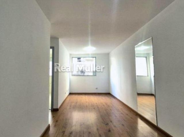 EXCELENTE APARTAMENTO TÉRREO REFORMADO NO CRISTO REI 2 DORMITÓRIOS SENDO 1 SUÍTE