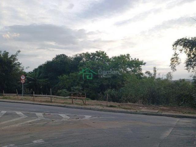 Excelente área em frente os Grand Splendor e Blue!