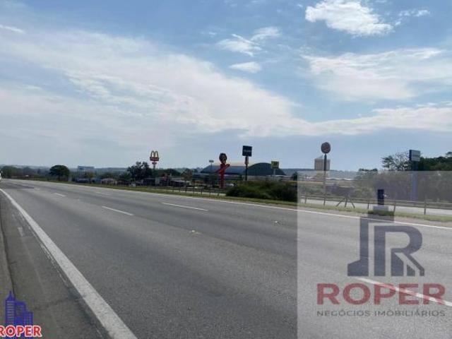 EXCELENTE ÁREA INDUSTRIAL DE 212.028,44 m² LOCALIZADO NA ALTURA DO KM 70 DA RODOVIA PRESIDENTE CAST
