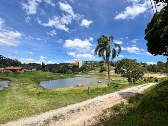 Excelente área para pesqueiro com restaurante e lagos formados em Biritiba Mirim