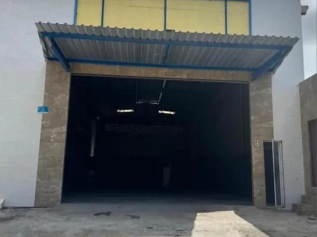 Excelente Galpão com 250 m2 no Caji