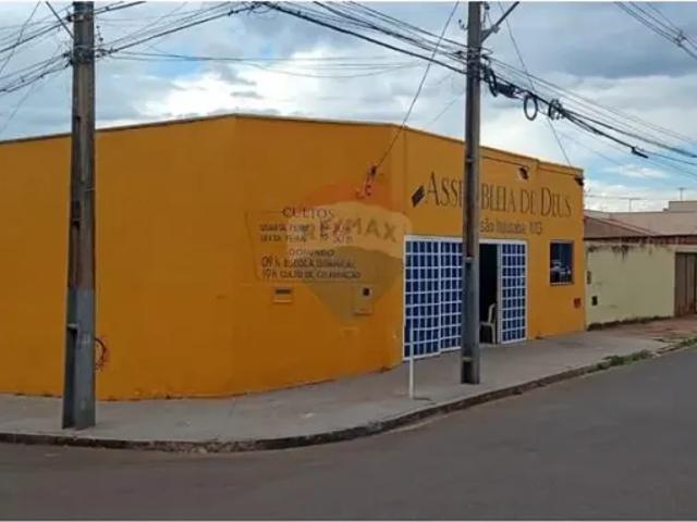 Excelente Galpão Comercial à Venda por apenas 180 mil!