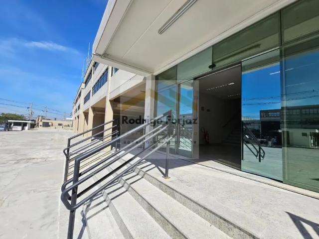 Excelente galpão locação em alphaville, a/c: 10.037,90m², AFabril: 7.997,18m², PD: 10m, 06 Docas, 44 V