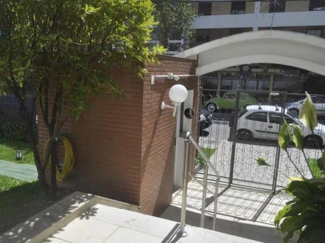 EXCELENTE DUPLEX com SPA PRIVATIVO