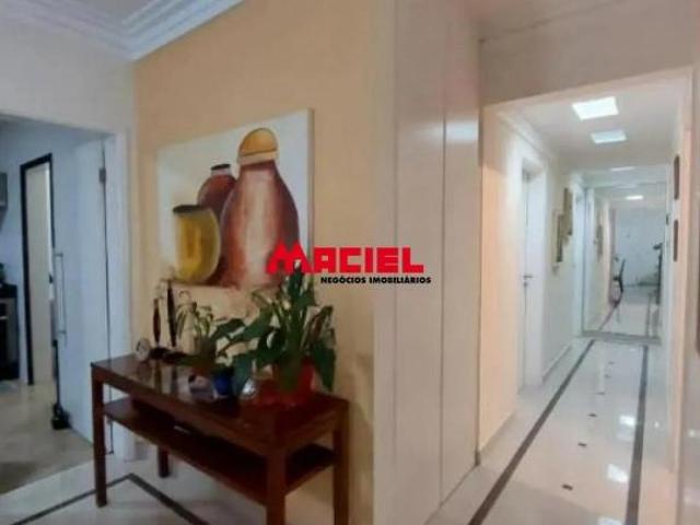 EXCELENTE E AMPLO APTO NA AVENIDA CIDADE JARDIM