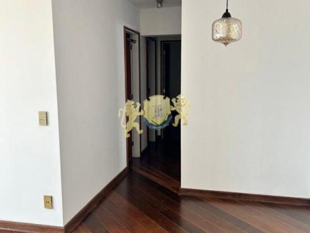 Excelente flat com 3 dormitórios para venda em Alphaville Condomínio Edifício Village