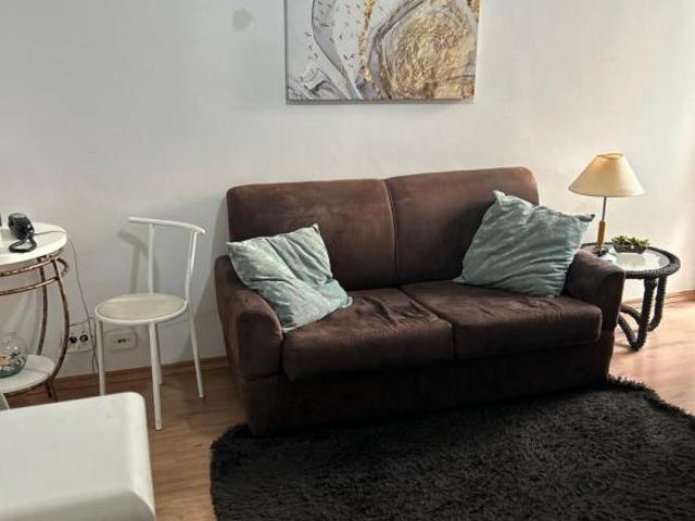 Excelente Flat Residencial com serviços, 2 quadras da Av. Paulista e Metrô
