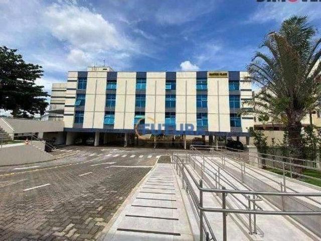 Excelente Kit 31 M² reformada, com vaga coberta, elevador Master Place 911 Norte