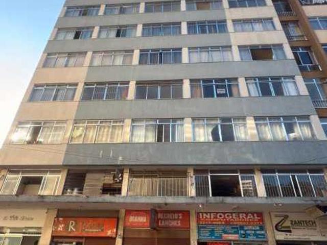 Excelente Kitnet à Venda no Centro