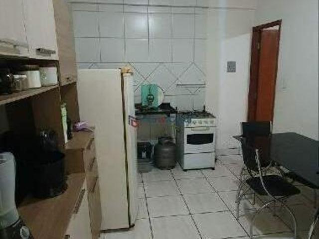 Excelente Kitnet a venda no Bairro Quitandinha