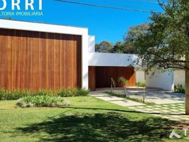 Excelente imóvel moderno alto padrão à venda no Condomínio Lago Azul, em Araçoiaba da Serra/SP