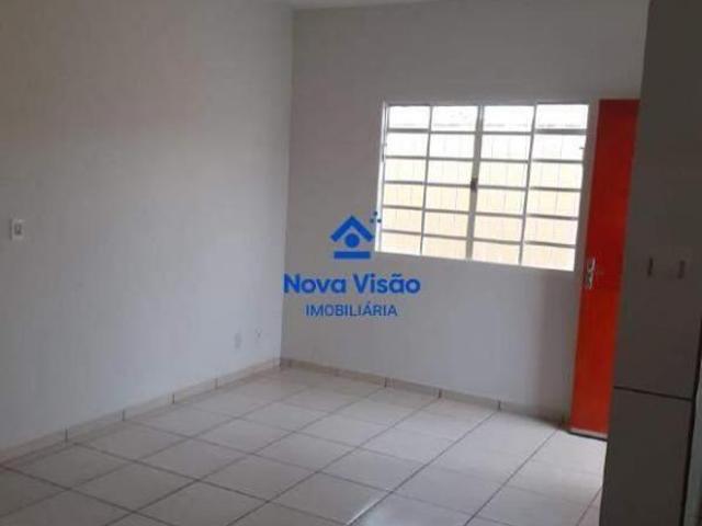 Excelente imóvel no Tancredo Neves