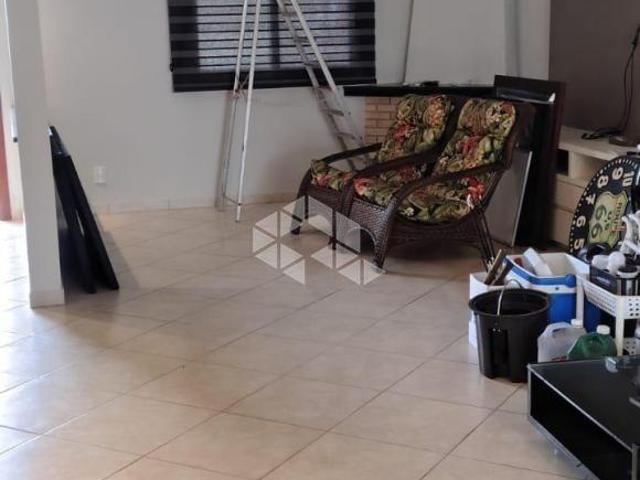 Excelente imóvel com 138 m² em condomínio fechado
