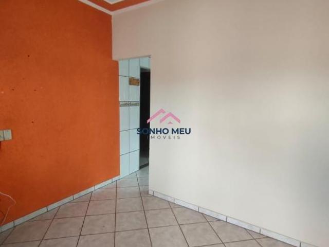 Excelente imóvel com 2 dormitórios, sala, cozinha, toda de laje, lavanderia coberta, 2 vagas de gara