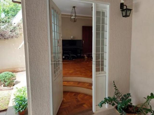 Excelente imóvel com uma área de terreno de 660m²