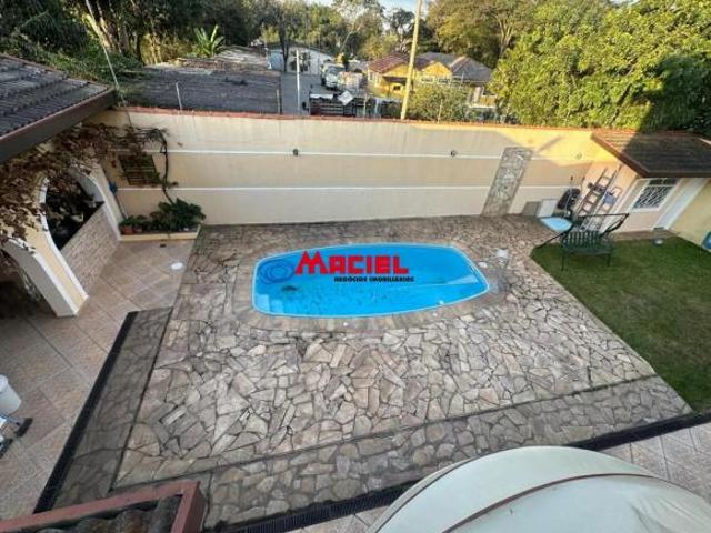 Excelente imóvel com piscina jardim Eugênio de Melo