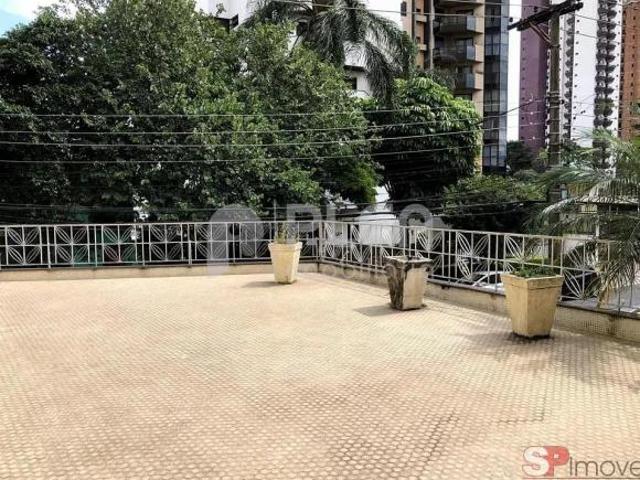 Excelente imóvel comercial em ponto nobre próximo ao Jardim França com 228 m2 de área construída em