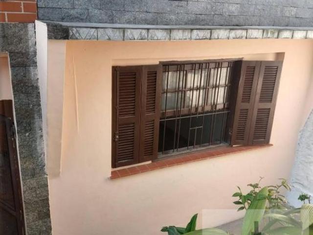 EXCELENTE IMÓVEL DE 260 M², TERRENO DE 10 X 26 M² COM 4 MORADIAS NO MESMO QUINTAL, EXCELENTE PARA IN