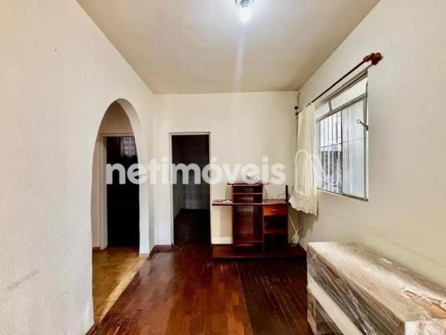 Excelente imóvel em lote de 350m²  com duas casas independentes!