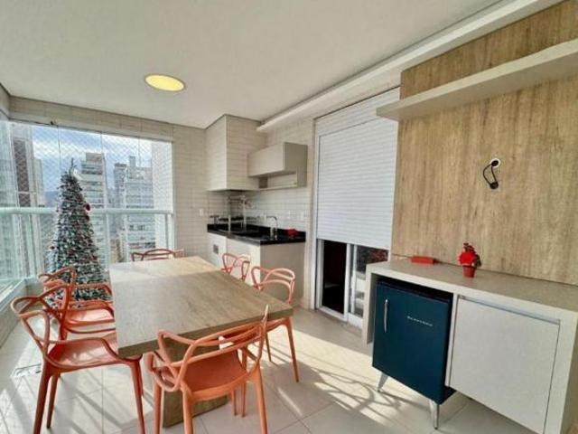 Excelente imóvel PORTEIRA FECHADA contendo 127m² distribuídos em 3 dormitórios, sendo 3 suítes