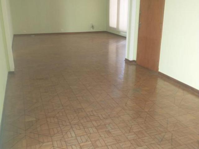 Excelente imóvel residencial com vocação comercial, próximo da Santa Casa
